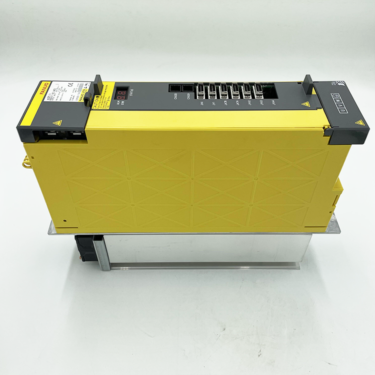 A06B-6111-H011#550 FANUC Amplifier(driver) - Fanuc Robot Parts ...